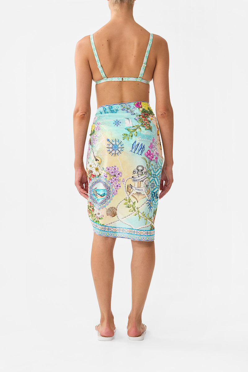 The Just Coasting Woven Short Sarong With Tassels | CAMILLA US – CAMILLA