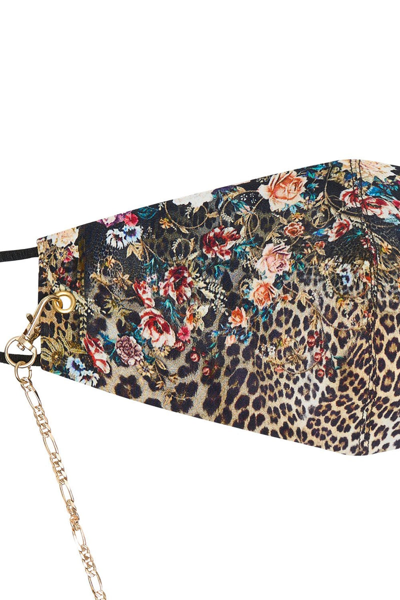 FACE MASK COVER WITH CHAIN CALL OF THE CATHEDRAL – CAMILLA