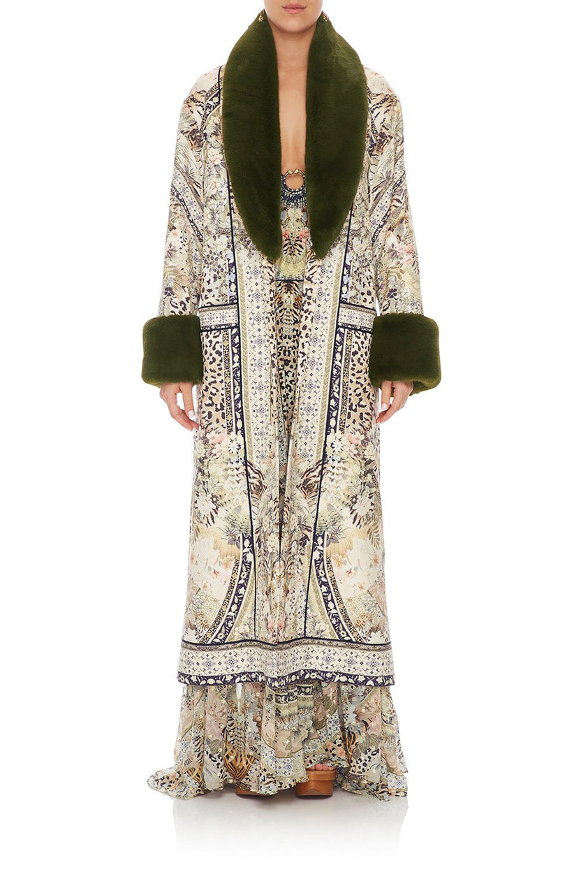 COAT WITH FUR CUFF AND COLLAR MOTO MAIKO – CAMILLA