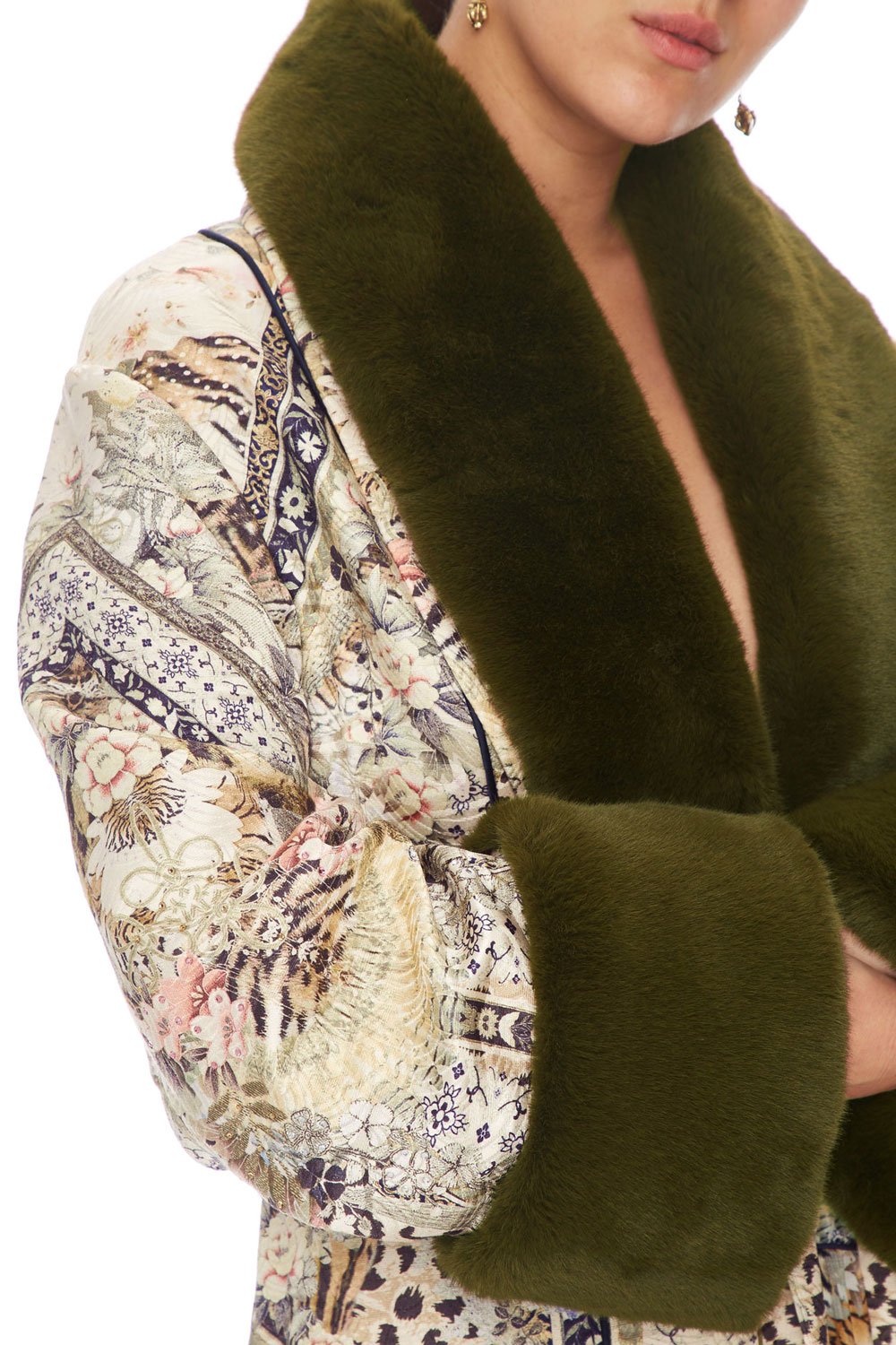 COAT WITH FUR CUFF AND COLLAR MOTO MAIKO – CAMILLA