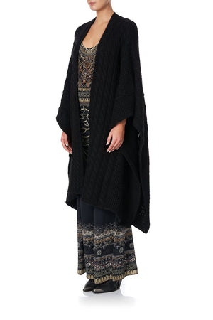 PATCHWORK KNIT THROW OVER SOLID BLACK – CAMILLA