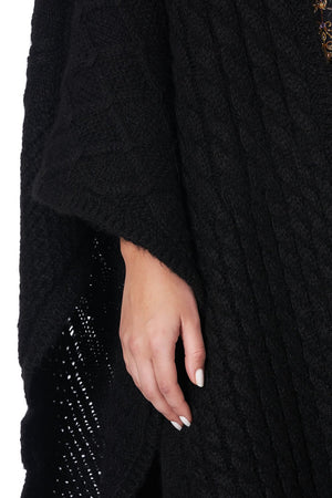 PATCHWORK KNIT THROW OVER SOLID BLACK – CAMILLA