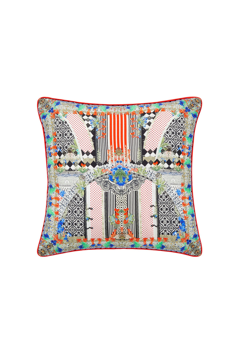 SMALL SQUARE CUSHION MEET ME HERE – CAMILLA