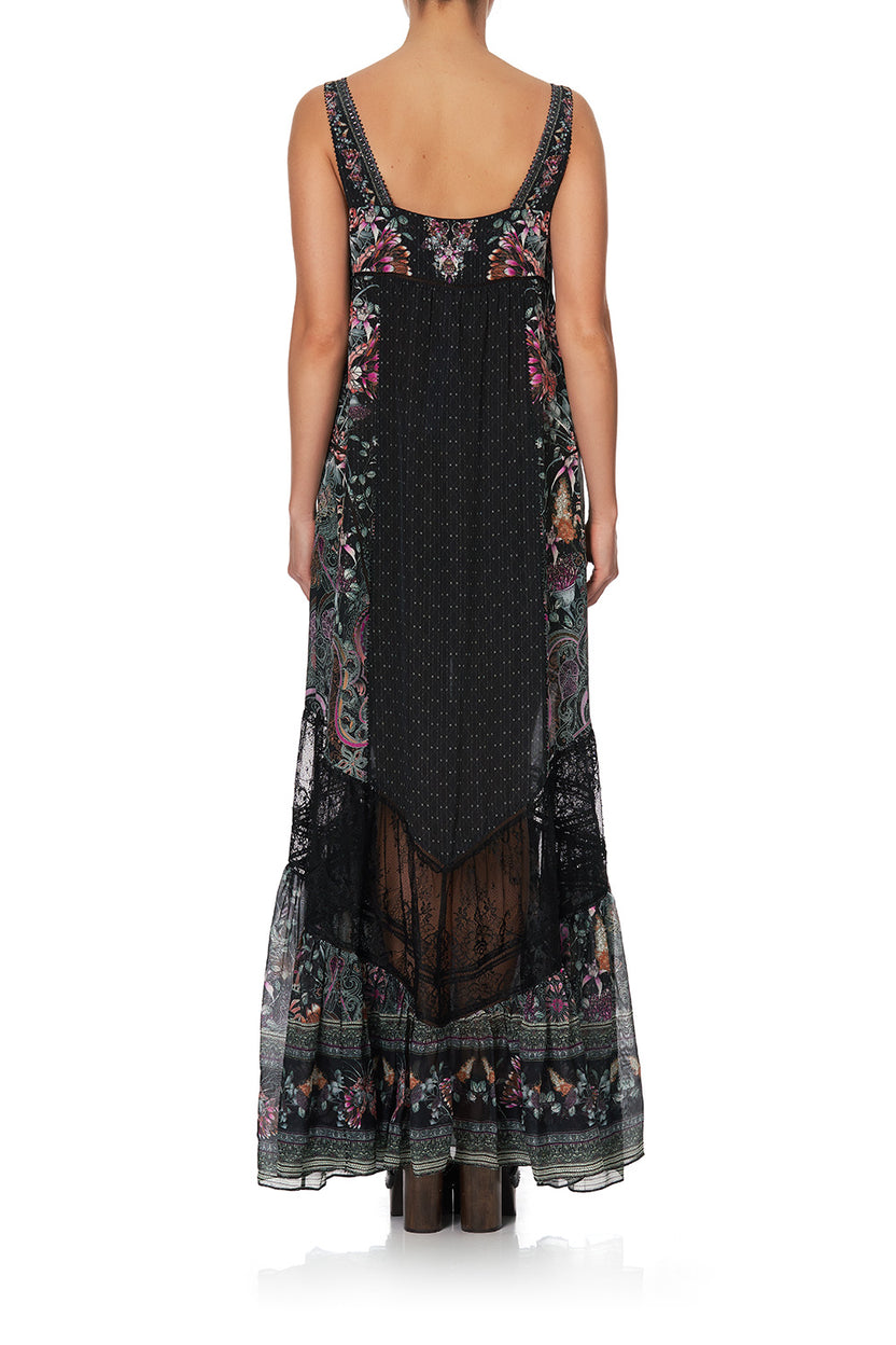 SPLICED MAXI DRESS RESTLESS NIGHTS – CAMILLA