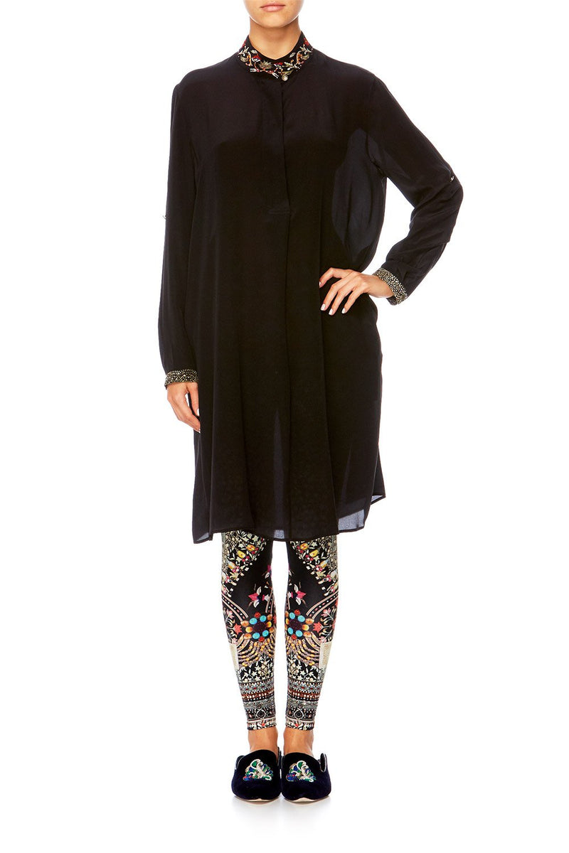 LONG LINE BLOUSE WITH HIGH COLLAR CHAMBER OF REFLECTIONS – CAMILLA